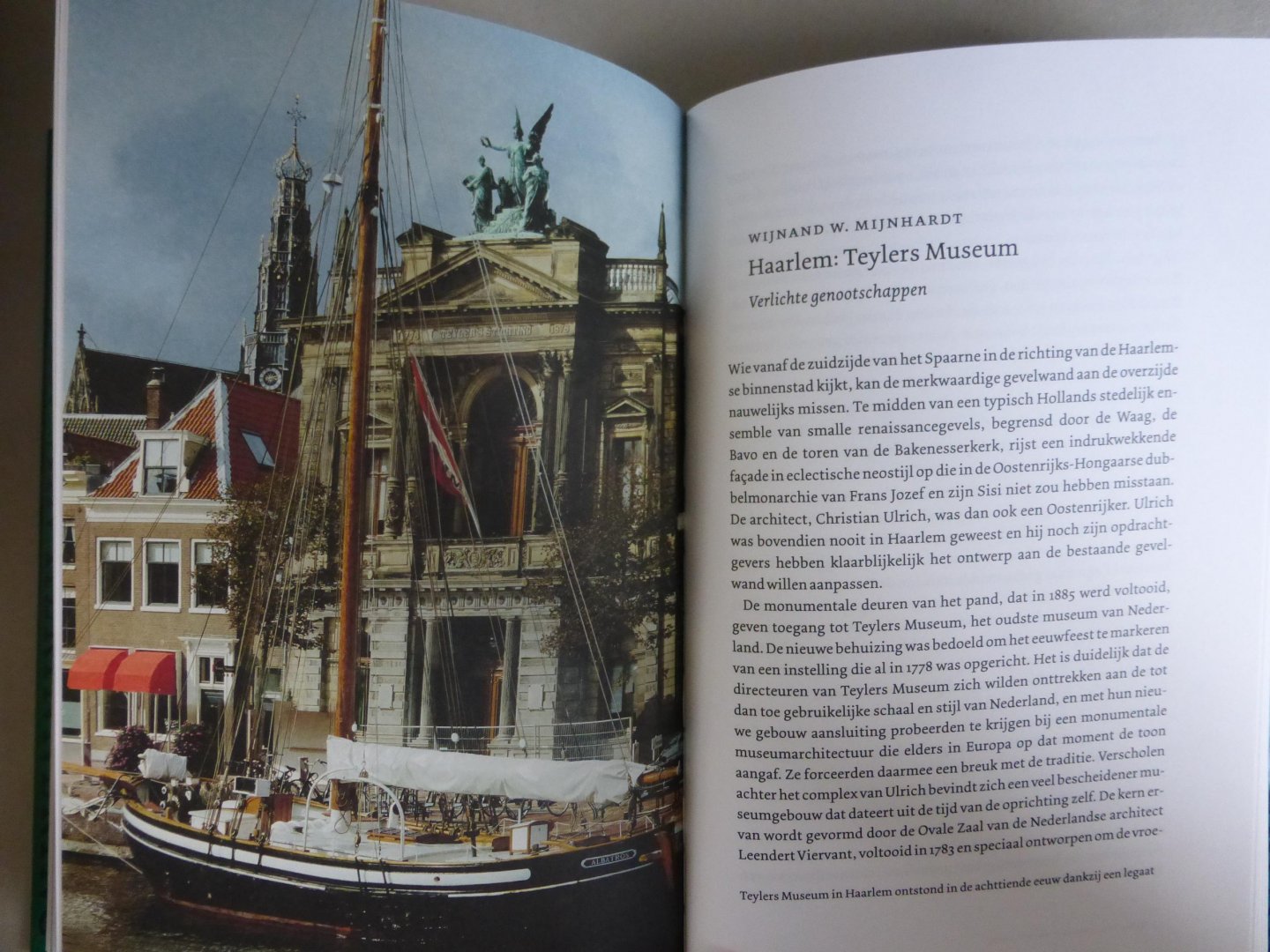 Boekwinkeltjes.nl - Plaatsen van herinnering. Nederland in de ...